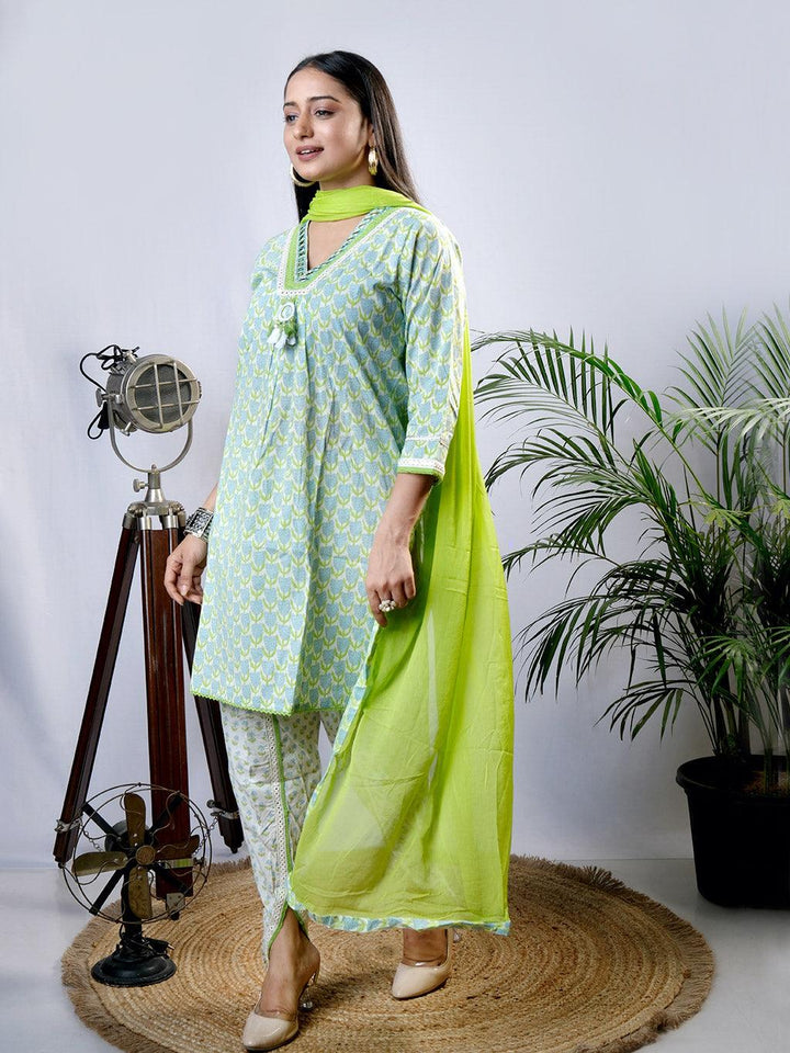 Kurta Sets – Ekisha